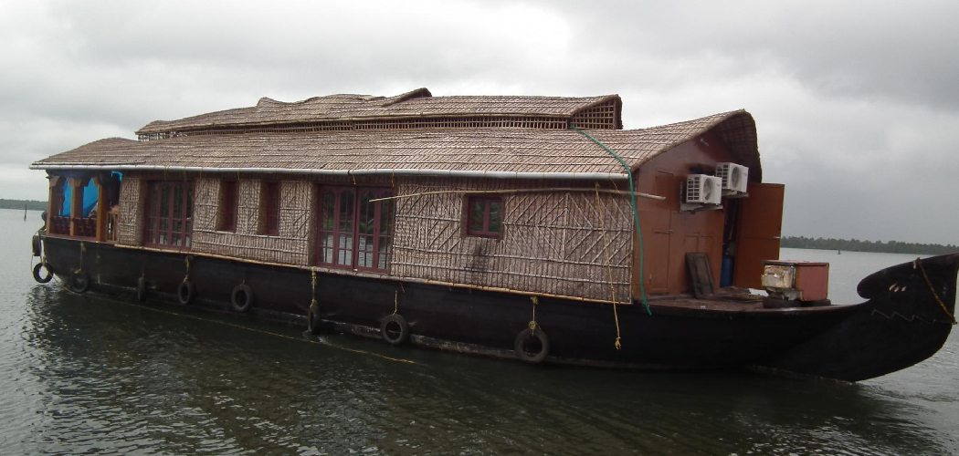 How to Build a Houseboat | 8 Easy Steps (2025)